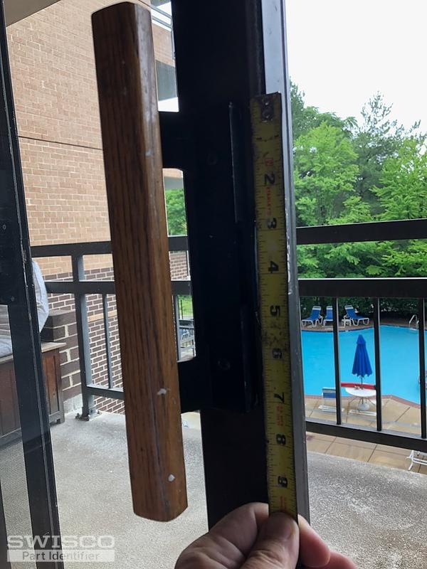 broken traco sliding door handle with lock : SWISCO.com