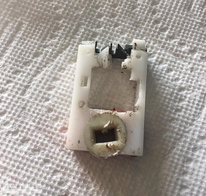 Tilt balance window pivot shoe. Vinyl window. Unkown manufact. : SWISCO.com