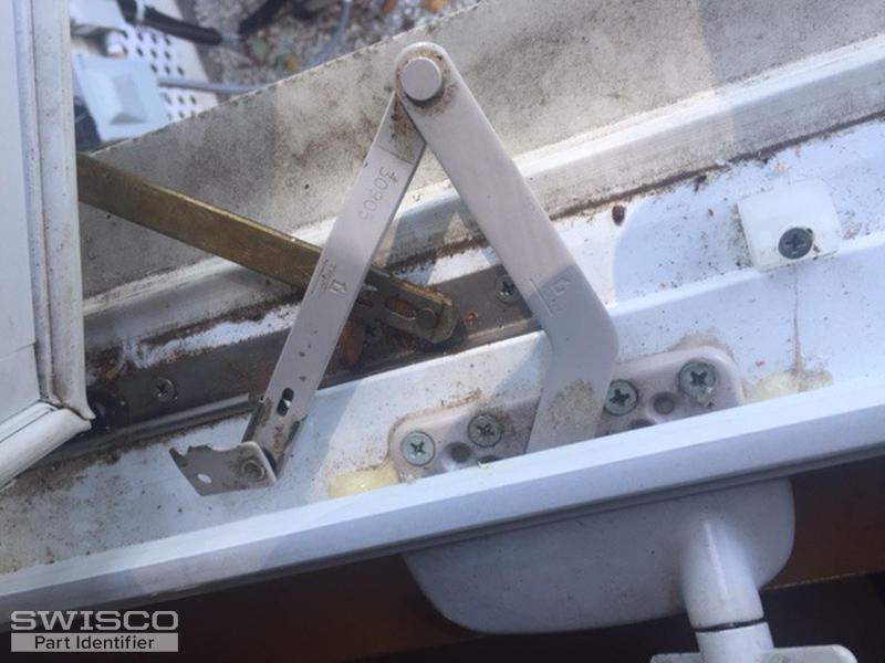 Bottom hinge replacement on casement window : SWISCO.com