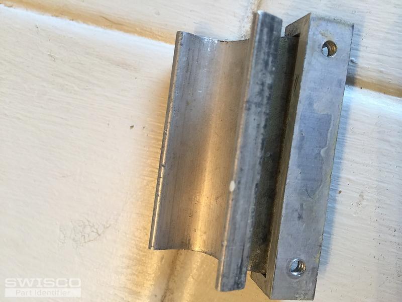 lower window latch mounted in center of the bottom window : SWISCO.com