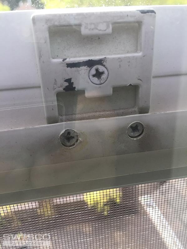 Broken lock on Empire Pacific window : SWISCO.com