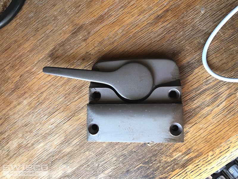 Latch for 70s Andersen window : SWISCO.com