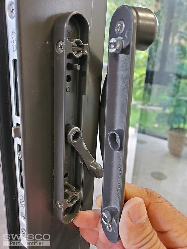 Interlock door handle : SWISCO.com