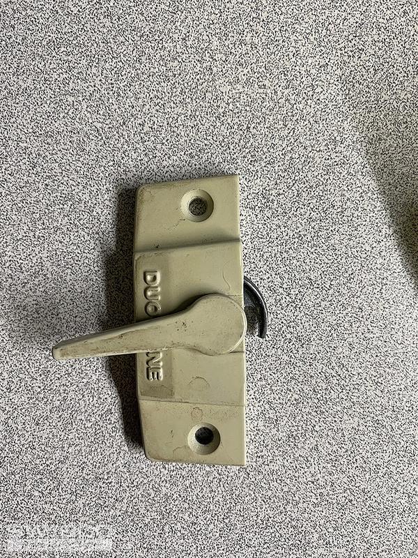 Duo Pane Window Lock : SWISCO.com