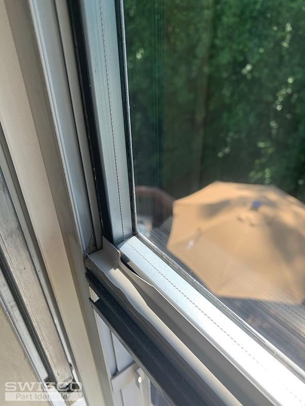 U channel edging on interior window edge : SWISCO.com