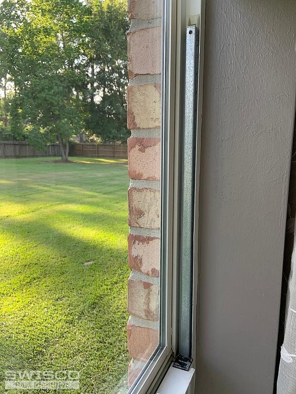 Alenco window out of alignment : SWISCO.com