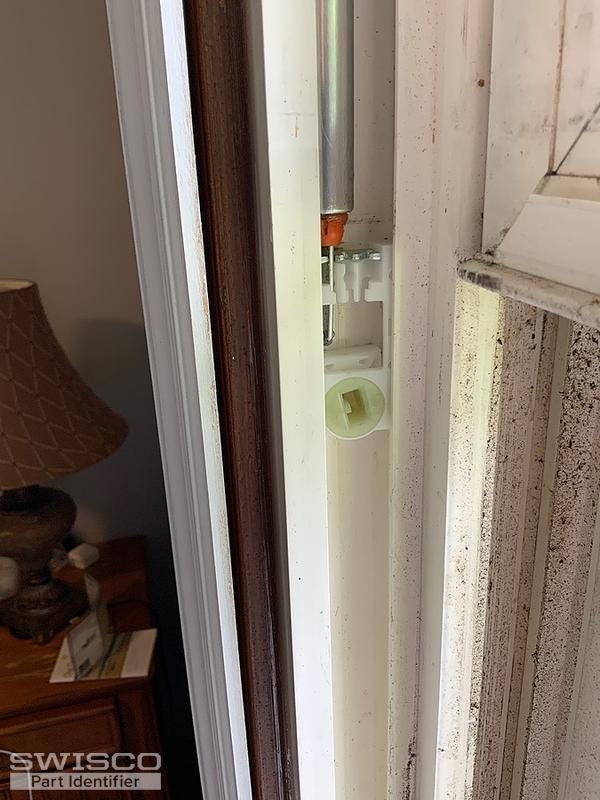 Bottom window bracket : SWISCO.com