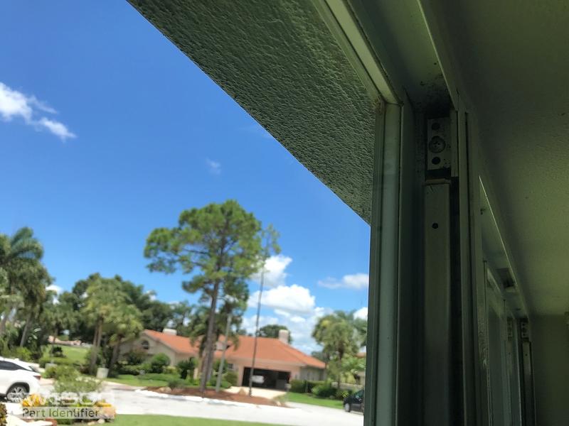 Plastic clip on spring window : SWISCO.com