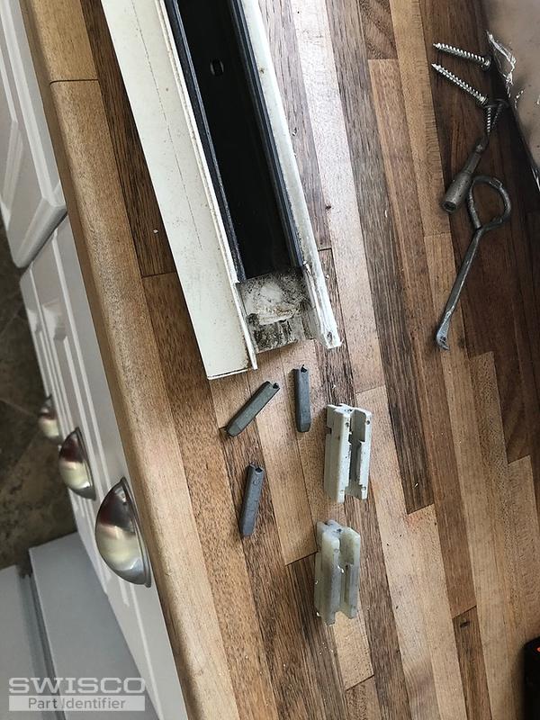 Bottom sash hinge points : SWISCO.com