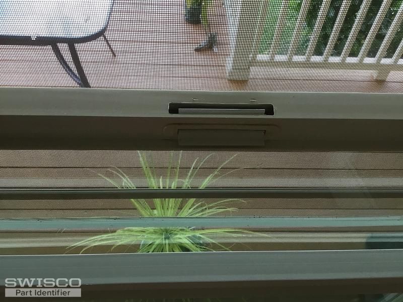 Locking systems on double hung vinyl windows : SWISCO.com