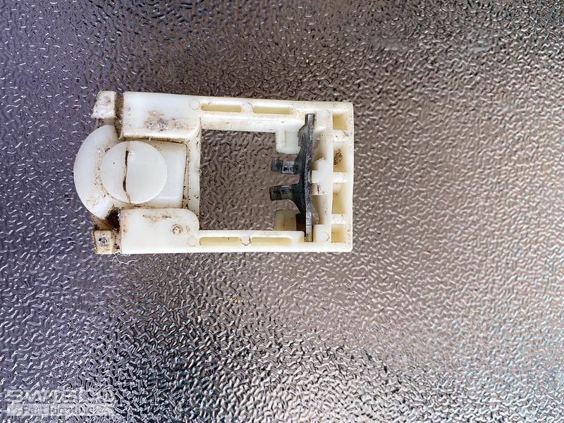 Solaris Window Parts : SWISCO.com