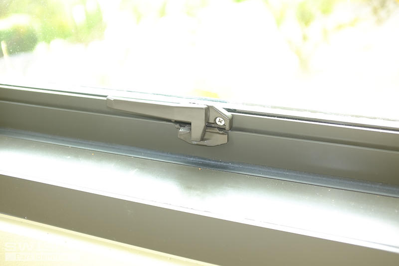 Trying to find replacement latch for for bottom cam latch on Kawneer ...