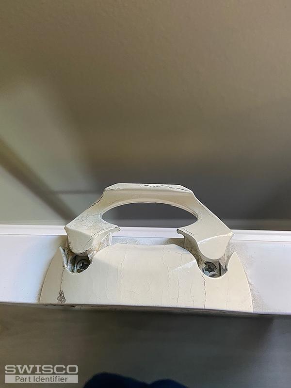 Single hung window auto latch : SWISCO.com