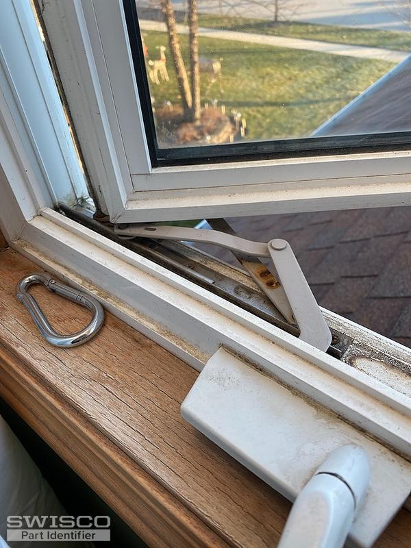 It's a Row window with a Truth casement mechanism : SWISCO.com