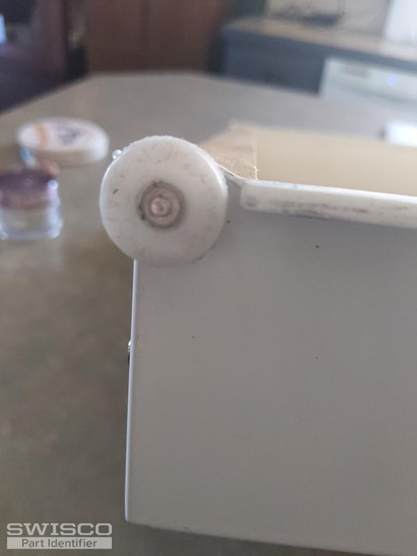 Missing wheel on unigrass 6000 drawer glide : SWISCO.com