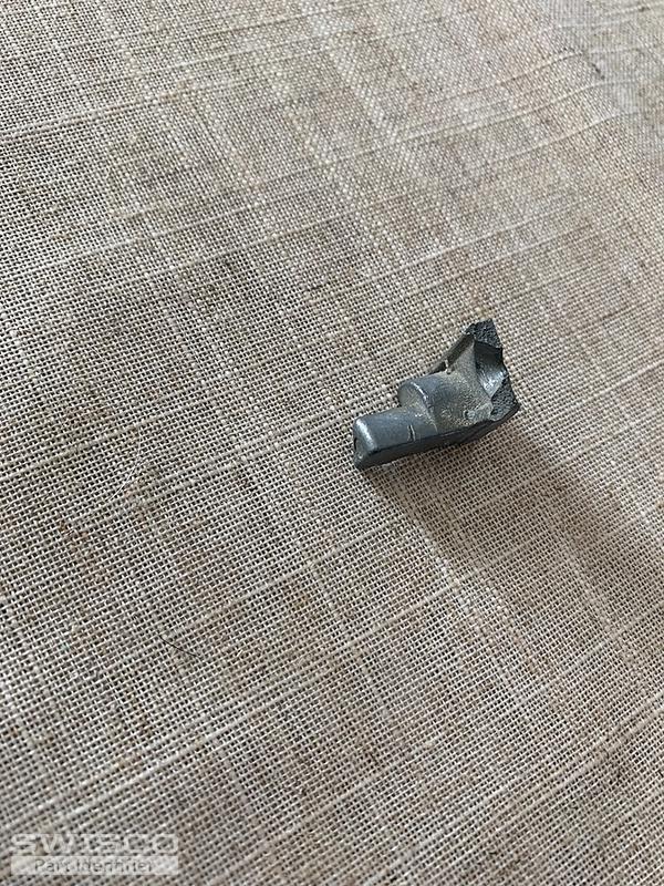 Bottom sash guide : SWISCO.com