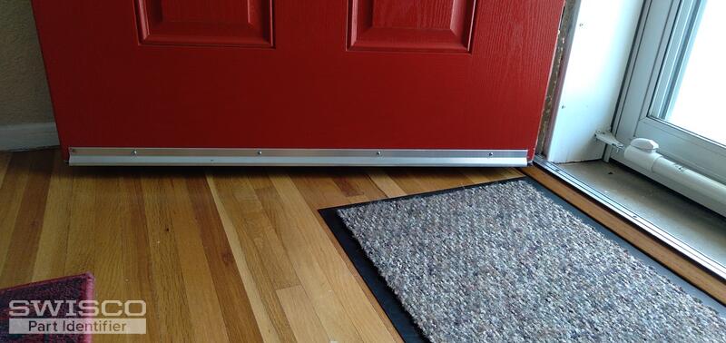 Bottom door trim : SWISCO.com