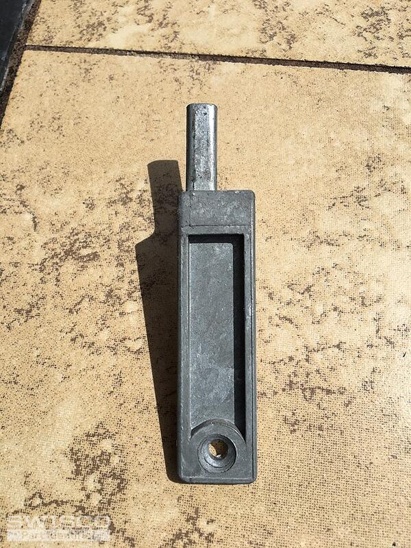 Tilt window pivot bar : SWISCO.com