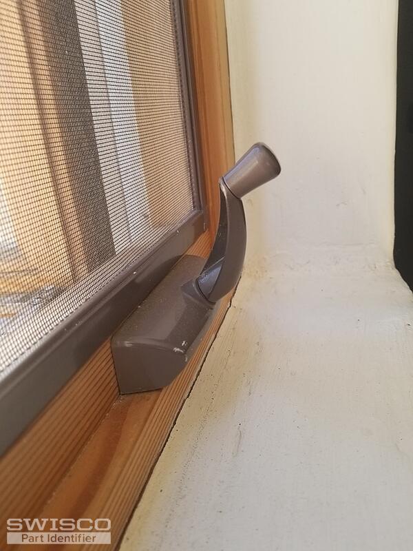 Loewen crank handle : SWISCO.com