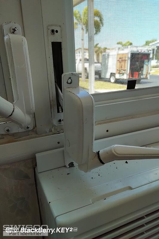 PGT Awning Window Crank : SWISCO.com