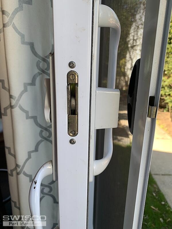Craftsman 5500 Door Handle Snapped : SWISCO.com