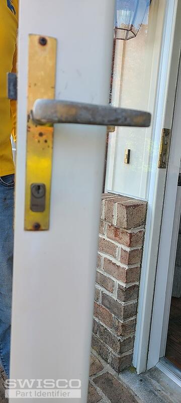 Larson storm door lock : SWISCO.com