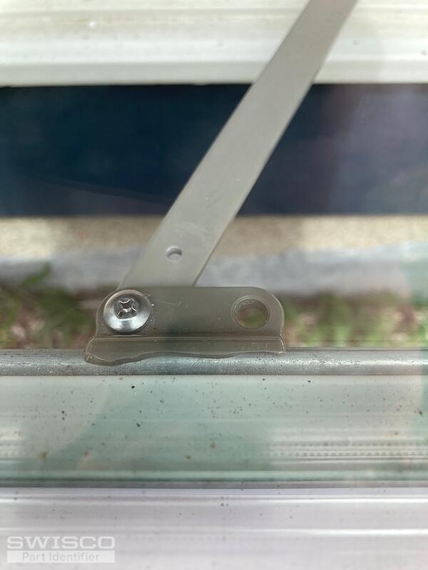 Broken bracket : SWISCO.com