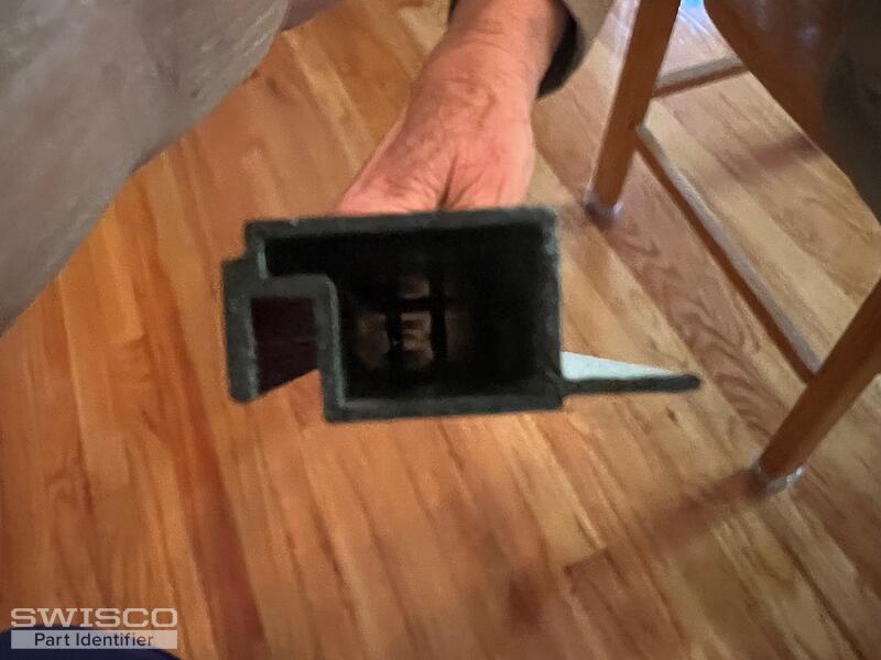 Rivco exterior window screen corners and push pins : SWISCO.com