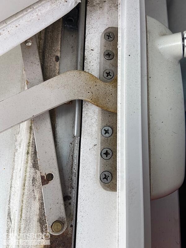 Casement operator with cover : SWISCO.com