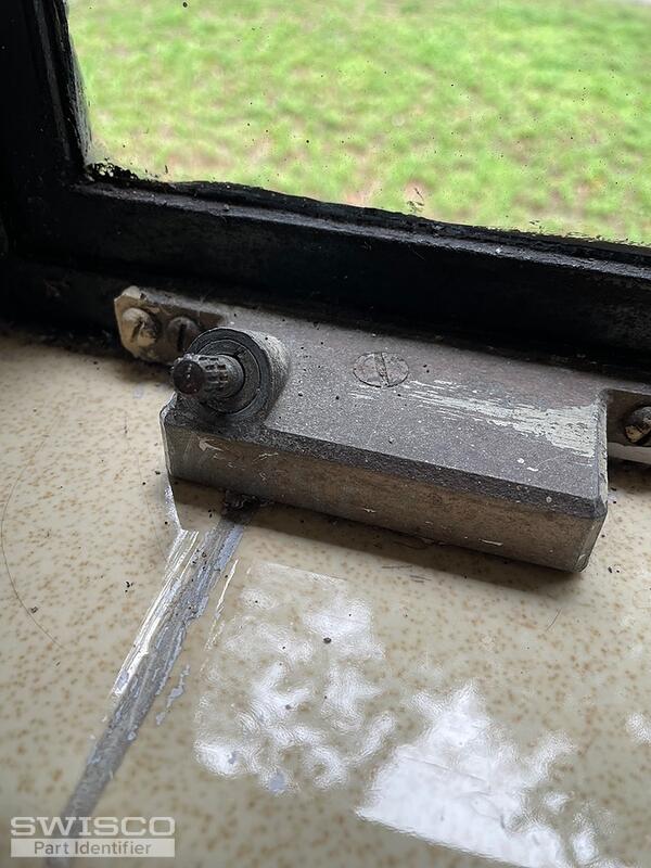 Steel casement window crank. House built in 40s : SWISCO.com