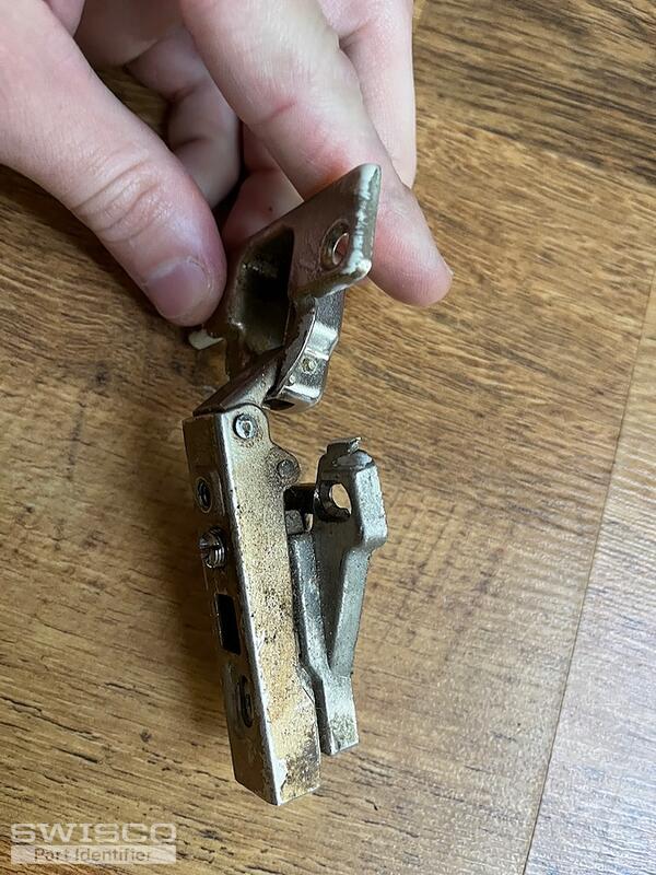 Hettich Germany Cabinet Hinge with markings 2516 and 56 : SWISCO.com