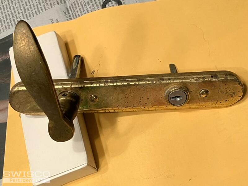 storm door handle ID : SWISCO.com