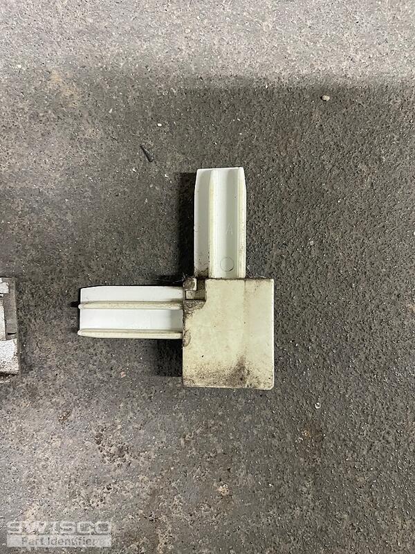 Window screen corner : SWISCO.com