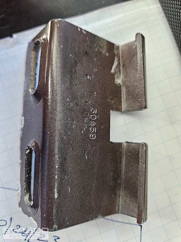 Bottom part of sliding door locking mechanism : SWISCO.com