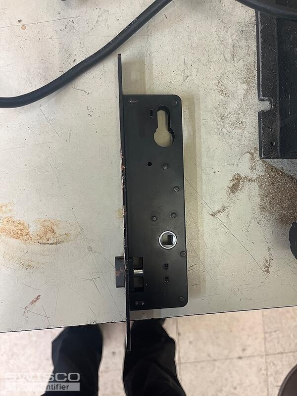 Black Screen door lock : SWISCO.com