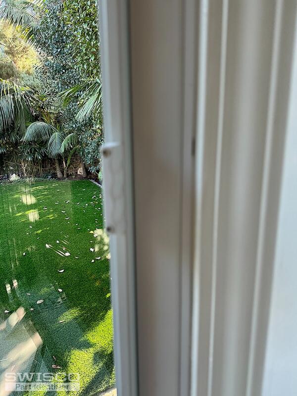 Window screen latch replacement : SWISCO.com