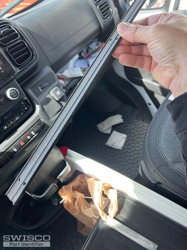 Alcan sliding window track : SWISCO.com