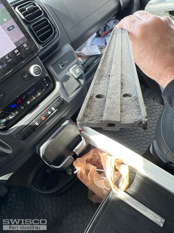 Alcan sliding window track : SWISCO.com