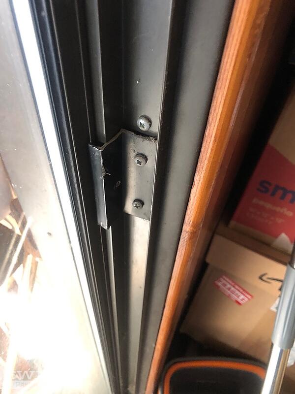 SWISCO.com: Securing Bracket