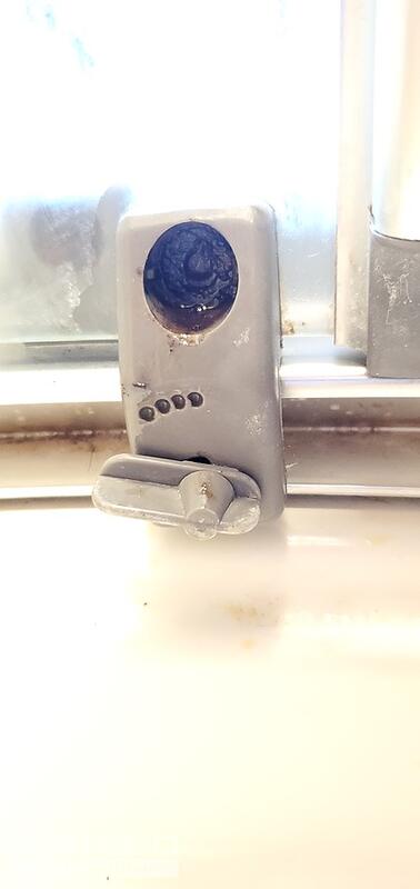 Corner Shower Bottom Guides : SWISCO.com