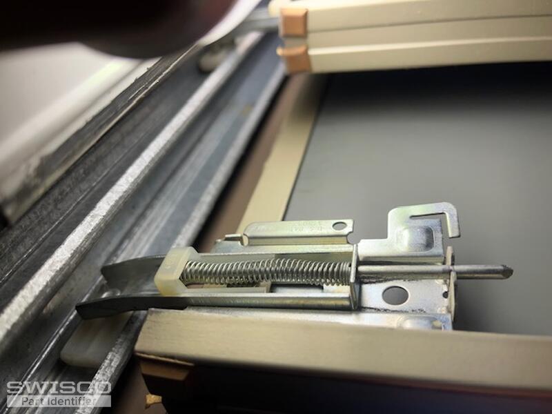 Need help detaching top guide form top track : SWISCO.com