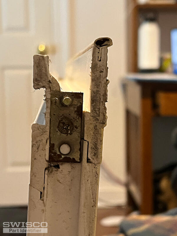 Bottom of Window Broken : SWISCO.com