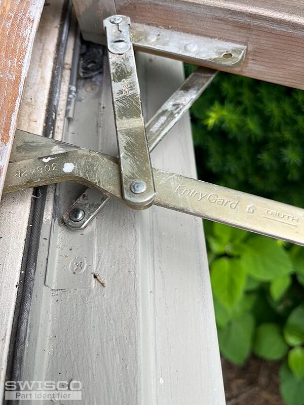 I need help finding the proper casement window hardware replacement ...