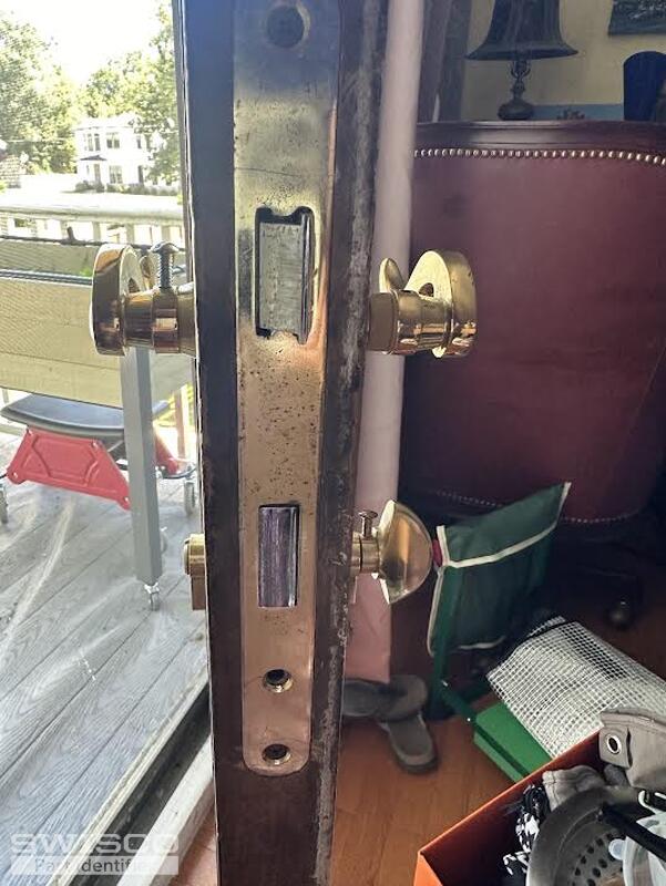 SWISCO.com: Satin Nickel Atrium Door Lever Lockset