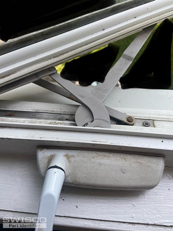 Help replacing window crank : SWISCO.com
