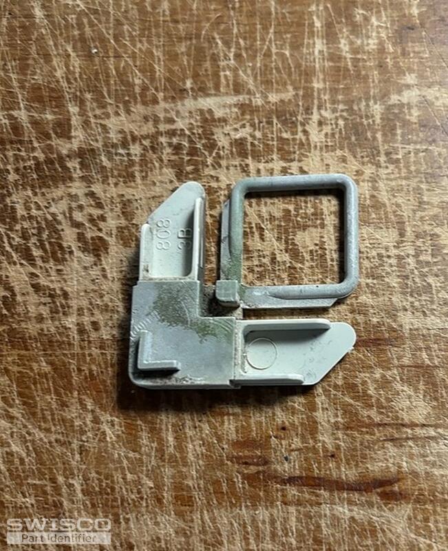 SWISCO.com: Screen Insert Corner With Pull