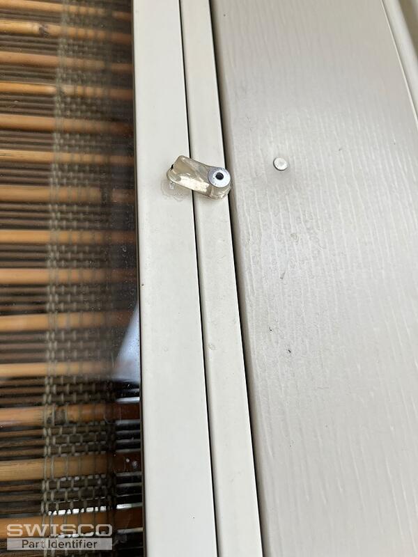 SWISCO.com: Screen Insert Clip