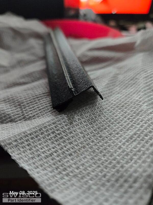 SWISCO.com: Pella Push-in Bulb Weatherseal