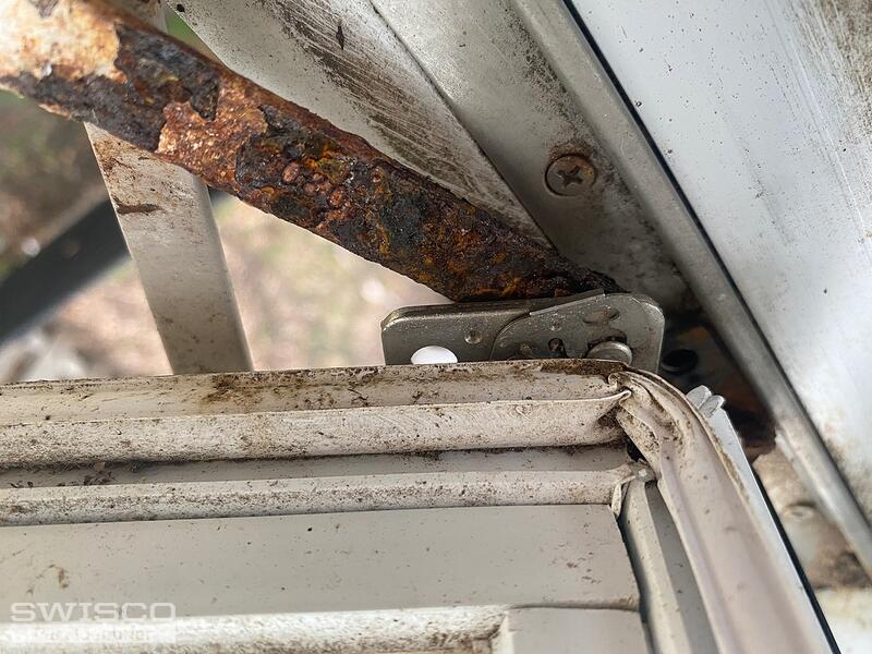 SWISCO.com: RH Inverted Split Arm ROTO Operator, Vinyl App