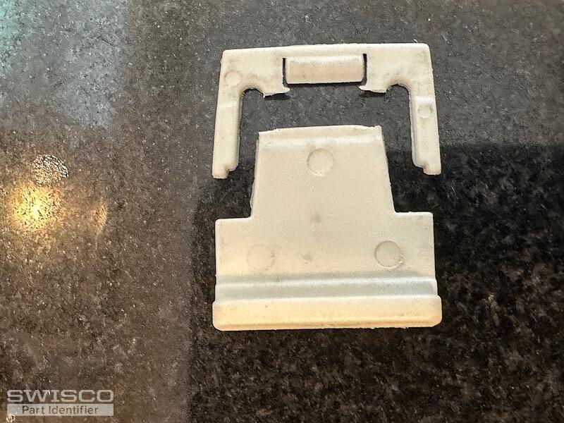 SWISCO.com: Silver Line Screen Clip